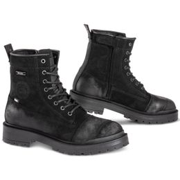Falco Commando, Schuhe wasserdicht