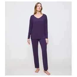 Pyjama Triumph "Timeless Sensuality PK LSL", Damen, Gr. 42, lila (royal lila), Single Jersey, Obermaterial: 94% Modal, 6% Elasthan, normal normal, V-Ausschnitt, Homewear-Sets Pyjama, atumgsaktiv und weich