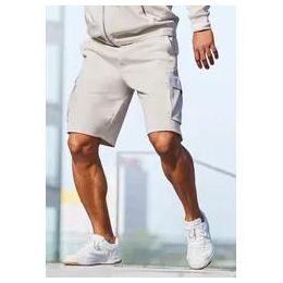 Sweatshorts AUTHENTIC LE JOGGER "kurze Sweathose", Herren, Gr. S (44/46), N-Gr, beige (creme), Sweatware, Obermaterial: 60% Baumwolle, 40% Polyester, unifarben, regular fit ca. Mitte Knie, Hosen Sweatshorts, Cargotaschen mit Webdetails