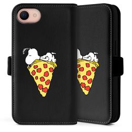 DeinDesign iPhone 16e Handy Klapph&uuml;lle Handyh&uuml;lle aus Kunst Leder schwarz Flip Case Peanuts Pizza Snoopy Sideflip mit Lasche