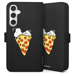 DeinDesign Galaxy S24 FE 5G Handy Klapph&uuml;lle Handyh&uuml;lle aus Kunst Leder schwarz Flip Case Peanuts Pizza Snoopy Sideflip mit Lasche