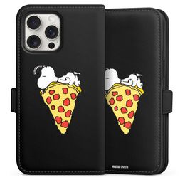 DeinDesign iPhone 15 Pro Max Handy Klapph&uuml;lle Handyh&uuml;lle aus Kunst Leder schwarz Flip Case Peanuts Pizza Snoopy Sideflip mit Lasche