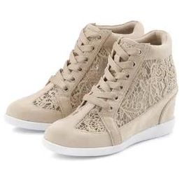 Sneaker Lascana "Freizeitschuh, Keilstiefelette, Stiefelette", Damen, Gr. 42, beige, Obermaterial: 100% Textilmaterial. Decksohle: 100% Lederimitat. Futter: 100% Textilmaterial. Laufsohle: 100% Synthetik, unifarben, Basic, Schuhe Sneaker, mit innenliegendem Keilabsatz und eleganten Spitzendetails