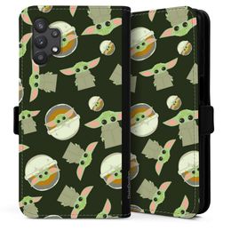 DeinDesign Galaxy A32 5G Handy Klapph&uuml;lle Handyh&uuml;lle aus Kunst Leder schwarz Flip Case Official Licensed Product Star Wars Muster Baby Yoda Sideflip mit langer 