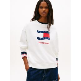 Sweatshirt Tommy Jeans "TJW BXY WAVY FLAG CREW EXT", Damen, Gr. M (38), ecru, Sweatware, Obermaterial: 100% Baumwolle, bedruckt, l&auml;ssig geschnitten normal, Rundhals, Rippb&uuml;ndchen, Sweatshirts Sweatshirt, Boxy Fit mit Rundhals