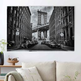 Bilderwelten Akustikbild Stadt schwarz weiss Motiv Schallschutzbild - Manhattan Bridge in America - Architektur Wohnzimmer Schlafzimmer