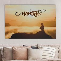 Bilderwelten Akustikbild Spr&uuml;che orange modern Schallschutzbild - Namaste Sonnenaufgang im Gebirge - Meditation Wohnzimmer Schlafzimmer