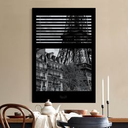 Akustikbild Fensterausblick Paris - Nahe am Eiffelturm schwarz wei&szlig;