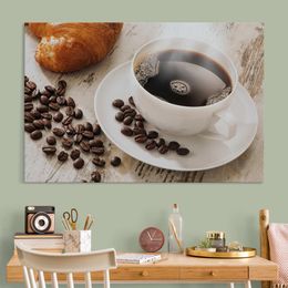 Akustikbild Dampfende Kaffeetasse mit Kaffeebohnen