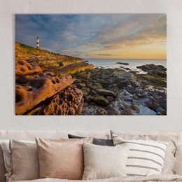 Bilderwelten Akustikbild Strand beige Motiv Schallschutzbild - Tarbat Ness Leuchtturm und Sonnenuntergang am Meer - Sonnenuntergang Wohnzimmer Schlafzimmer