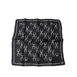 Dolce & Gabbana Seidenschal mit Hufeisenmuster