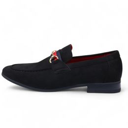 Herren-Loafer aus schwarzem Wildleder mit goldener Schnalle, Slip-On-Abendschuhe