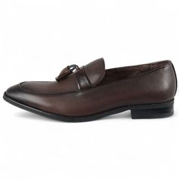 Herren Braune Klassische Loafer mit Quaste Formelle Schuhe