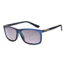 Guess Gu7624 Blaue Sonnenbrille