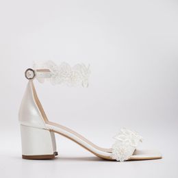 Dana Lace Bridal Niedrig Absatz Sandalen