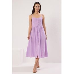 Lila gebl&uuml;mtes Midi-Kleid f&uuml;r Damen, locker und alltagstauglich
