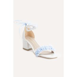 Jasmine Lace Bridal Niedrig Absatz Sandalen (Women)