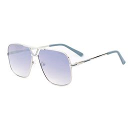 Guess Graue Metall-Sonnenbrille