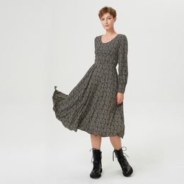 Tailliertes Blusenkleid mit Liberty-Print und tiefem R&uuml;ckenausschnitt