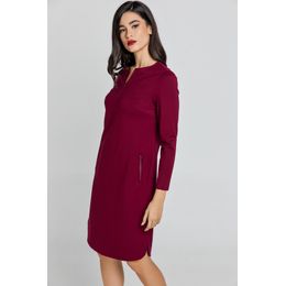 Burgunderfarbenes Sackkleid von Conquista