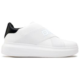 DKNY Jaye Sneaker