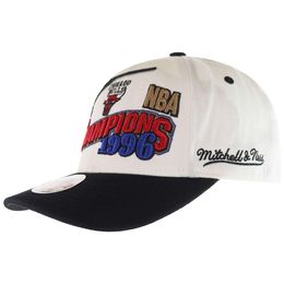 Mitchell & Ness Mitchell & Ness 96 Chicago Bulls Champions Wave Herren-Kappe, wei&szlig;