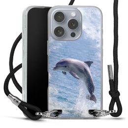 DeinDesign iPhone 16 Pro Handy Carry Case H&uuml;lle mit Band Handykette zum Umh&auml;ngen schwarz Dolphin Ocean Wale Carry Case