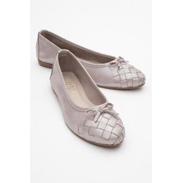 Nopos Leder Cap-Toe Ballerina