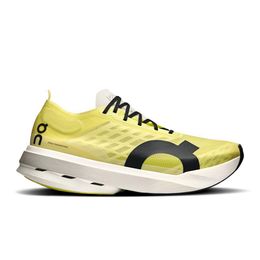 On Cloudboom Strike Schuhe Herren gelb 45.0