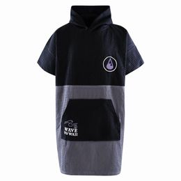 Wave Hawaii El Yaque Travel Unisex Poncho schwarz S-M - Herrenshirts, -hemden & -pullover