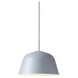 muuto Ambit Pendelleuchte, &Oslash; 40 cm, hellblau