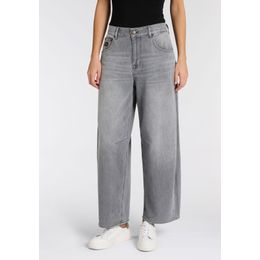 5-Pocket-Jeans Herrlicher "Barrow Denim Grey Light Stretch", Damen, Gr. 26, N-Gr, grau ash, Denim/Jeans, Obermaterial: 98% Baumwolle, 2% Elasthan, unifarben, loose fit kn&ouml;chellang, Jeans 5-Pocket-Jeans, Barrel Fit mit hohem Bund