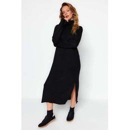 Trendyol Kleid in Schwarz - 66% | Gr&ouml;&szlig;e S | Damen-kleider