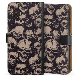 DeinDesign Galaxy XCover 6 Pro Handy Klapph&uuml;lle Handyh&uuml;lle aus Kunst Leder schwarz Flip Case Gothic Halloween Totenkopf Sideflip mit langer Lasche