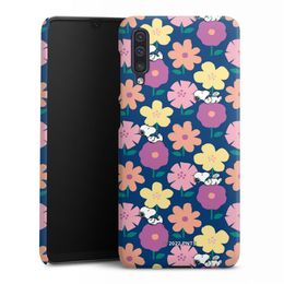 DeinDesign Galaxy A50 Handy Premium Case Smartphone Handyh&uuml;lle Schutzh&uuml;lle matt Muster Snoopy Flowers Premium Case