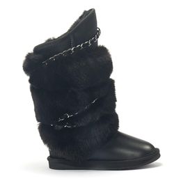 Hohe schwarze Satinstiefel &bdquo;Atilla&ldquo;