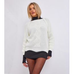 Cremefarbener, &uuml;bergro&szlig;er Rippstrickpullover mit Rundhalsausschnitt