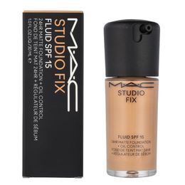 MAC Studio Fix Fluid Foundation SPF15.