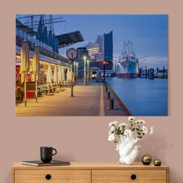 Akustikbild Hamburg Elbphilharmonie bei D&auml;mmerung