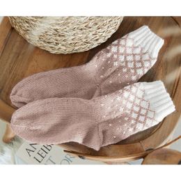 Anleitung 285/5, Socken aus Merino-Freizeit 4-fach von Junghans-Wolle