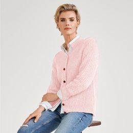 Anleitung 204/3, Jacke aus Fenella von Junghans-Wolle