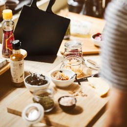 IKEA KORKEN Dose mit Deckel