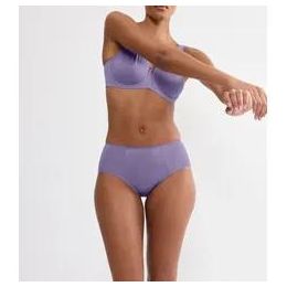 Slip Triumph "Essential Minimizer T Hipster X", Damen, Gr. 44, lila, Microtouch, Obermaterial: 78% Polyamid, 22% Elasthan, Unterhosen Slip, schimmerndes Jacquardmuster