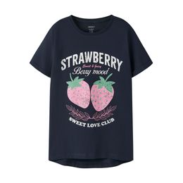 T-Shirt name it "NKFVIX SS TOP", Jungen, Gr. 134/140, navy blazer print:strawberry club, Jersey, Obermaterial: 95% Baumwolle, 5% Elasthan, bedruckt, normal normal, Rundhals, Shirts T-Shirt, Baumwollmischung, normal geschnitten