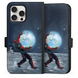 DeinDesign iPhone 15 Pro Max Handy Klapph&uuml;lle Handyh&uuml;lle aus Kunst Leder schwarz Flip Case Moon Marvel Deadpool Sideflip mit Lasche
