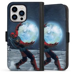 DeinDesign iPhone 13 Pro Handy Klapph&uuml;lle Handyh&uuml;lle aus Kunst Leder schwarz Flip Case Moon Marvel Deadpool Sideflip mit Lasche