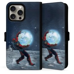 DeinDesign iPhone 16 Pro Handy Klapph&uuml;lle Handyh&uuml;lle aus Kunst Leder schwarz Flip Case Moon Marvel Deadpool Sideflip mit Lasche