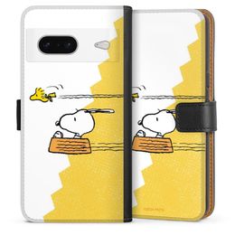 DeinDesign Google Pixel 7 Handy Klapph&uuml;lle Handyh&uuml;lle aus Kunst Leder schwarz Flip Case Snoopy Peanuts Children Sideflip mit langer Lasche