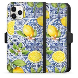 DeinDesign iPhone 11 Pro Handy Klapph&uuml;lle Handyh&uuml;lle aus Kunst Leder schwarz Flip Case Muster Greece Lemon Sideflip mit Lasche