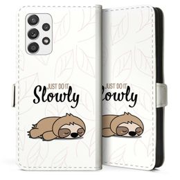 DeinDesign Galaxy A52s 5G Handy Klapph&uuml;lle Handyh&uuml;lle aus Kunst Leder wei&szlig; Flip Case Animals Sloth Lazy Sunday Sideflip mit Lasche